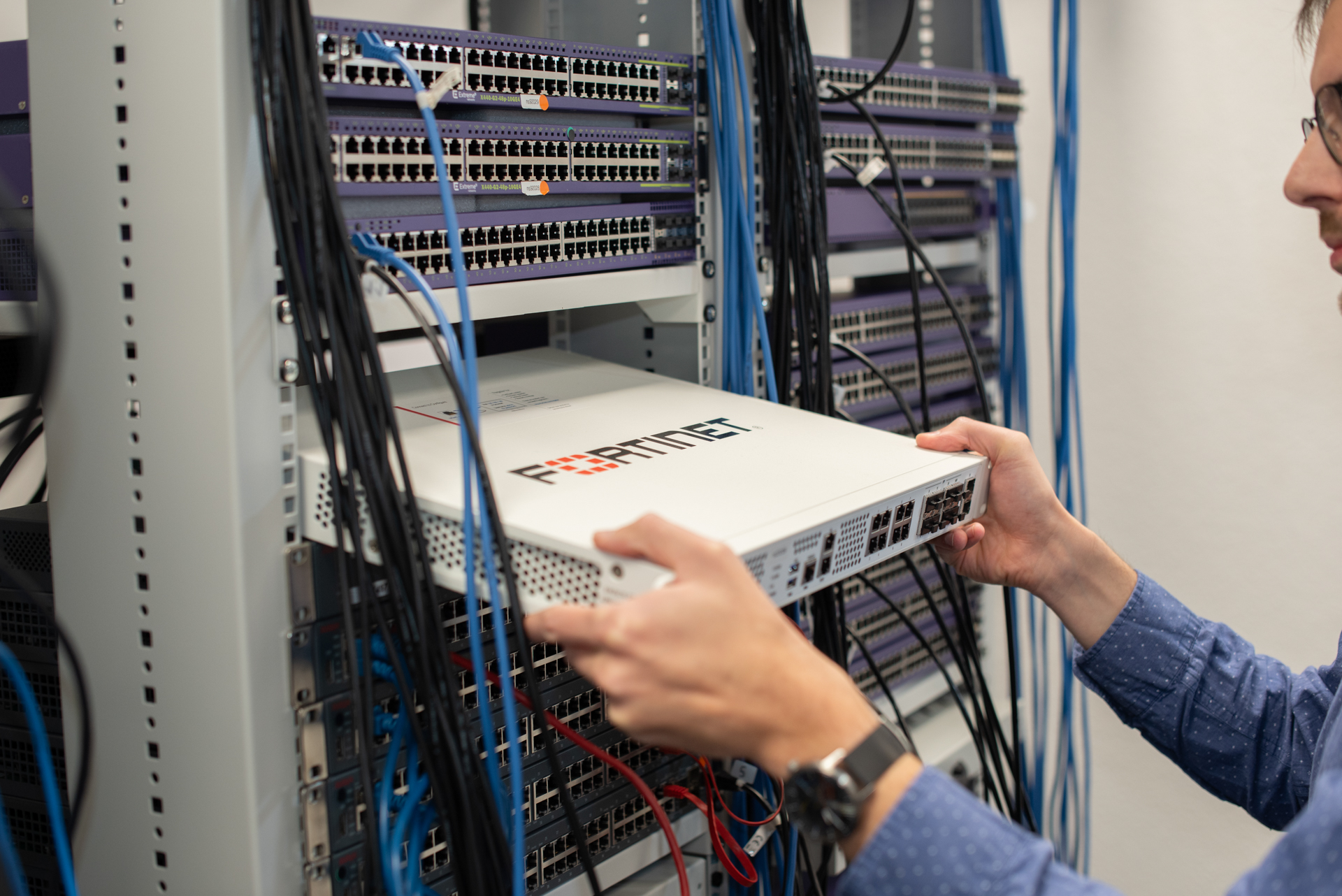 Fortinet Partner für Cybersecurity & OT-Sicherheit | net-select